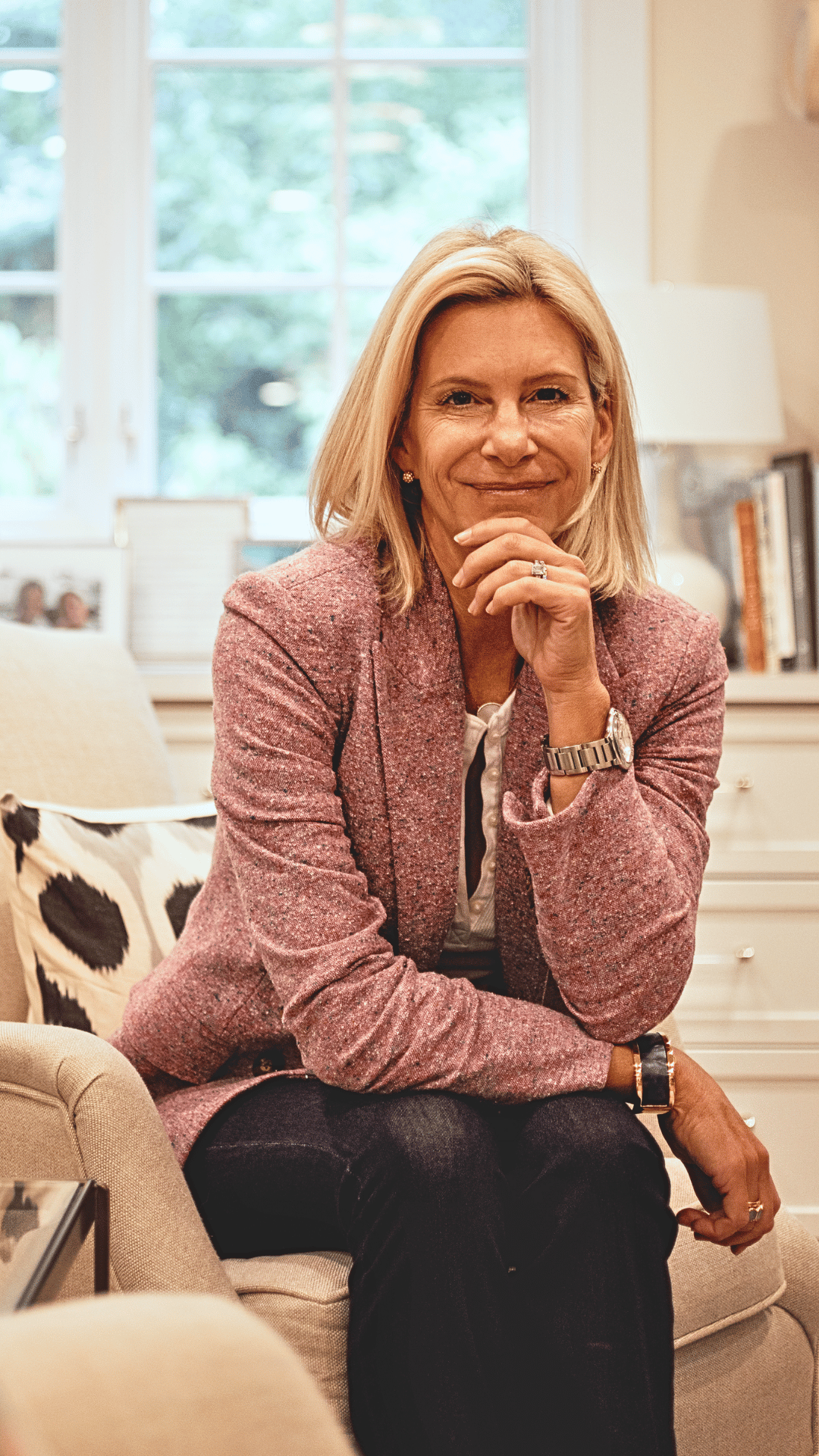 Contact Us – Angela Howenstein – Style Coach